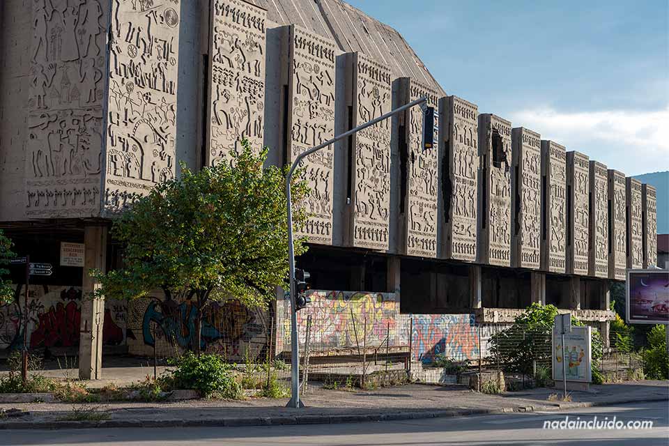 Centro comercial Razvitak en Mostar | Nada Incluido - Blog de viajes